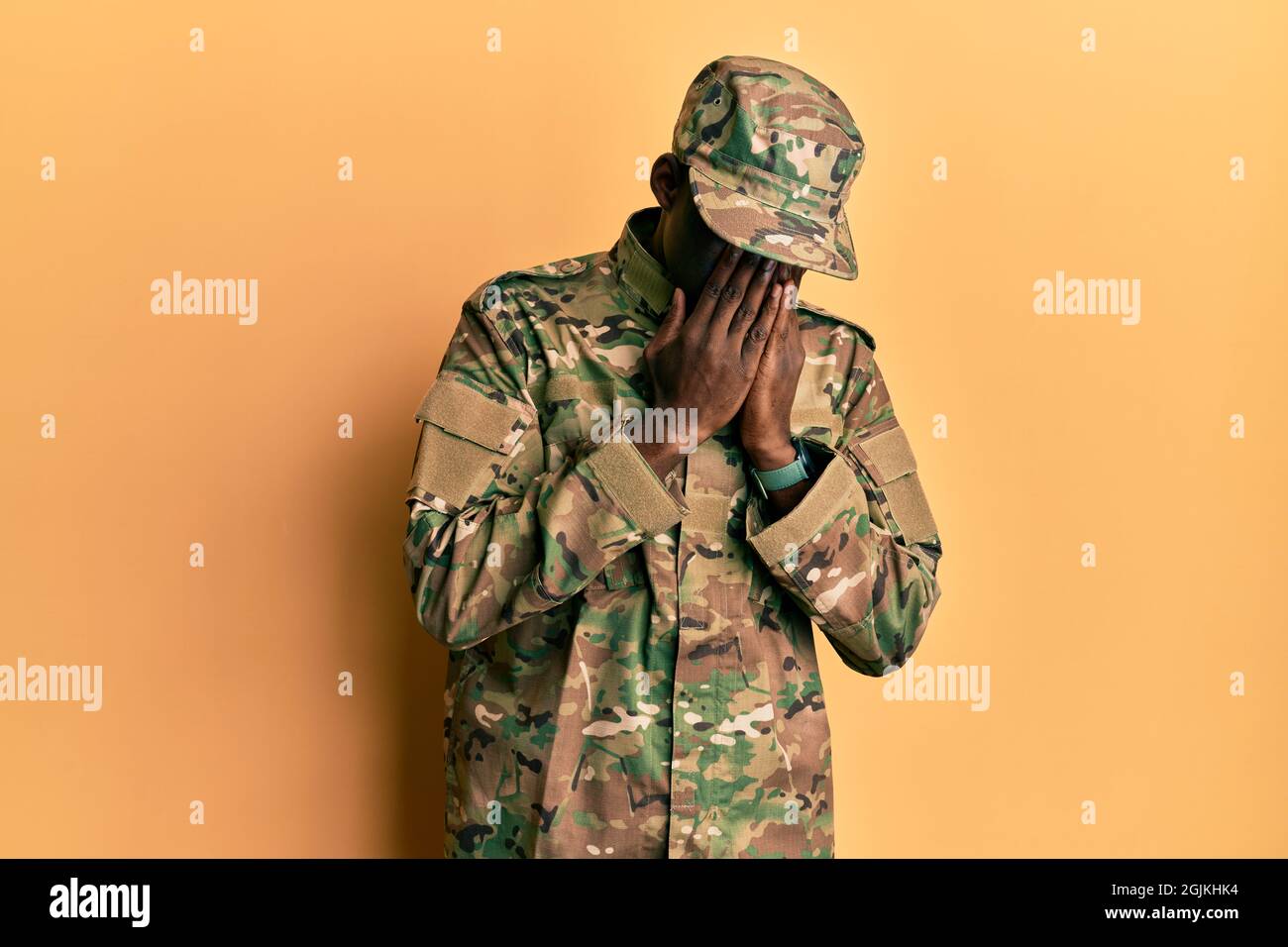 Fatigued soldier hi-res stock photography and images - Alamy