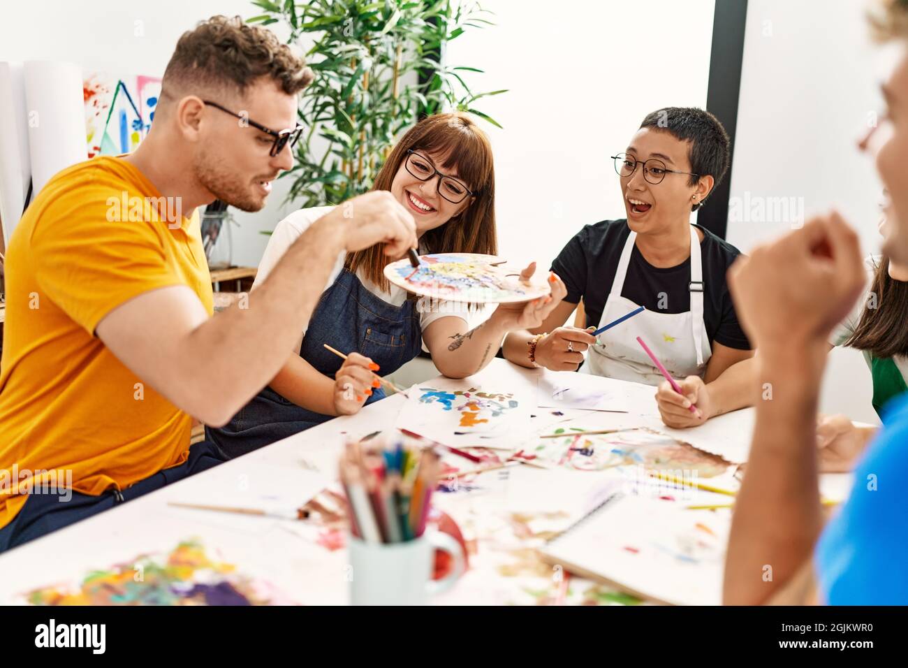 Group of people drawing at art studio Stock Photo - Alamy