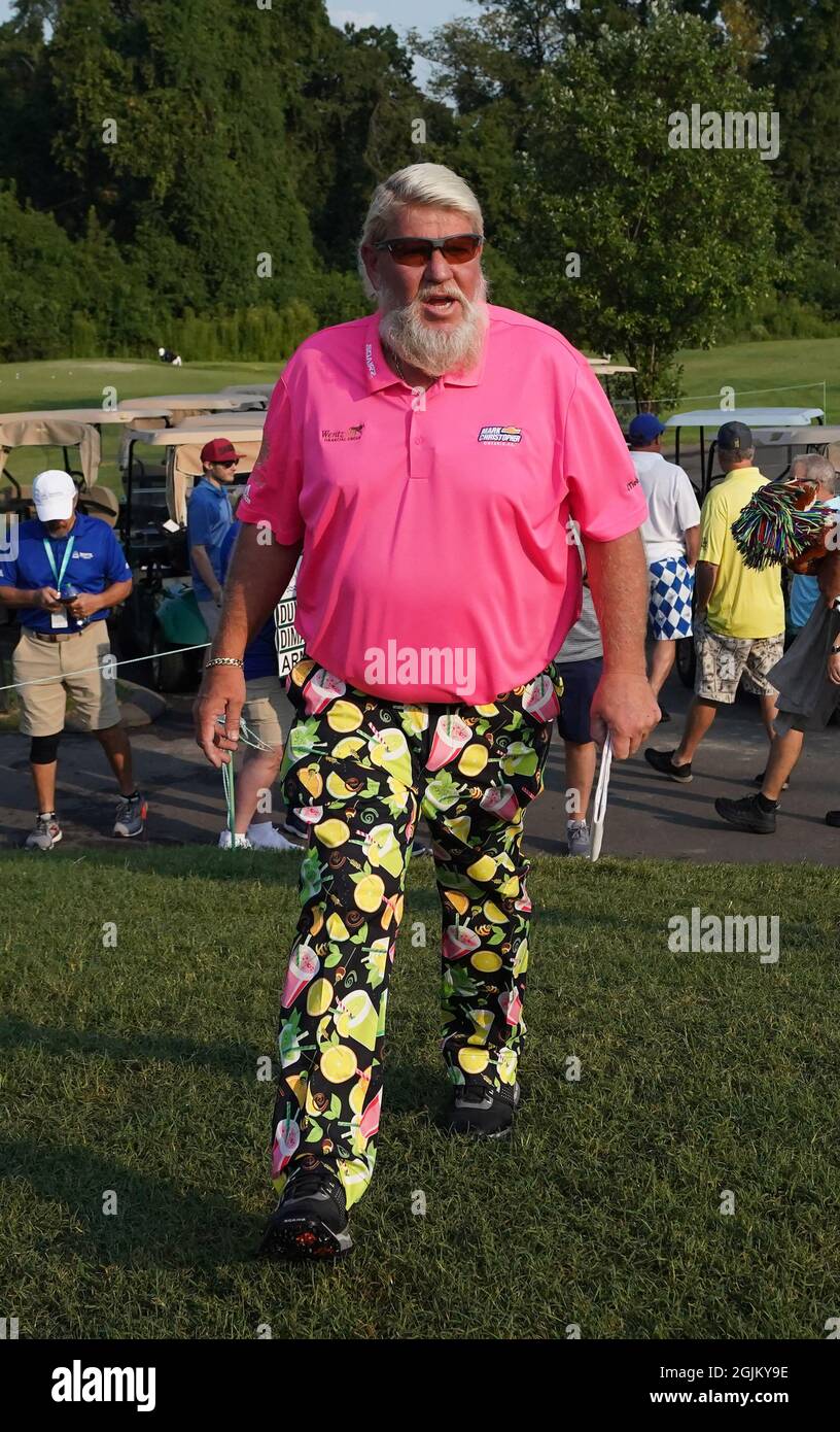 St. Louis, USA. 10th Sep, 2021. Golfer John Daly walks to the tee box ...