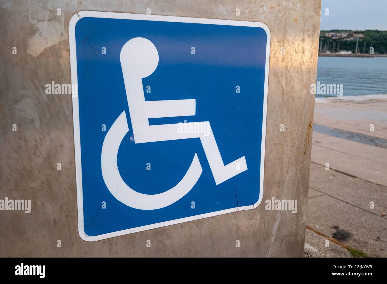 Disability parking sign reserved for wheelchair users Stock Photo - Alamy