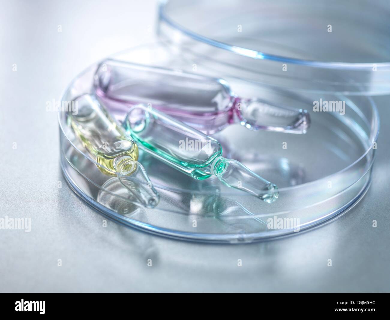 Pharmaceutical innovation hi-res stock photography and images - Alamy