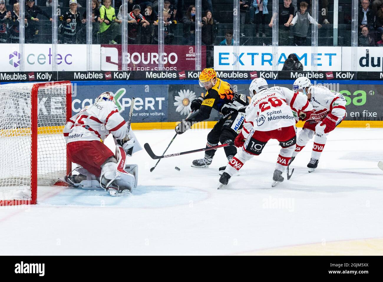 10.09.2021, Fribourg, BCF Arena, NL: Fribourg-Gotteron - SC Rapperswil ...