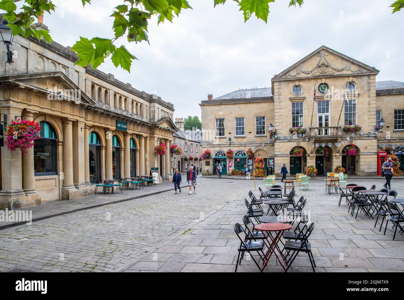 Town hall in the main square in Wells, Somerset Stock Photo - Alamy