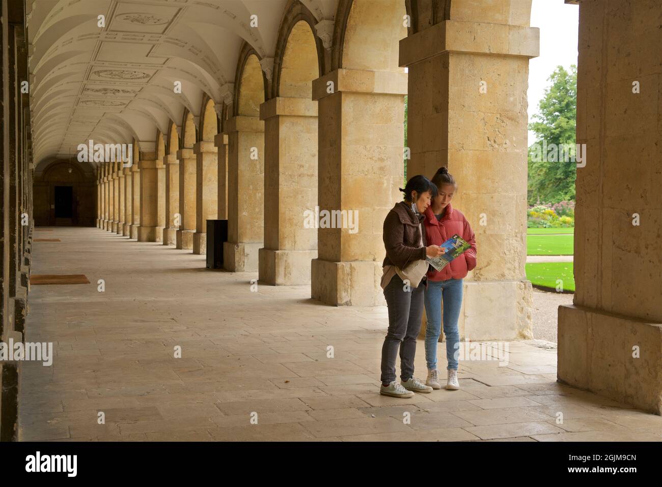 The New Building, a collonaded walkway, Magdalen College, University of ...
