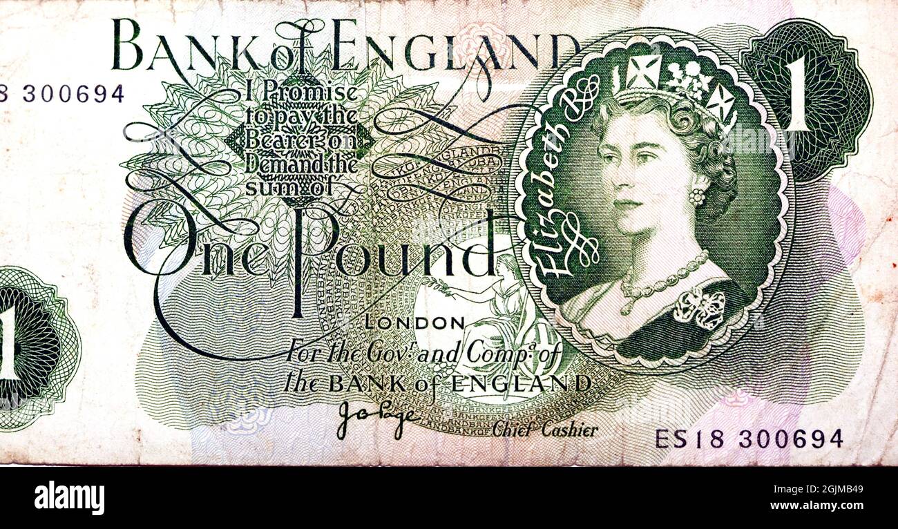 Old British Pound UK, English money banknote bill Stock Photo - Alamy