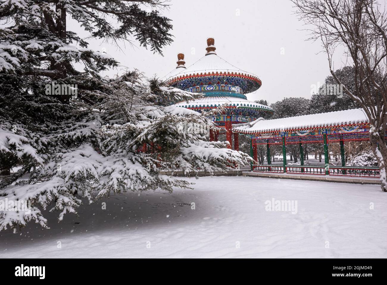 he double-ring Pavilion of Longevity in the snow, Temple of Heaven in ...