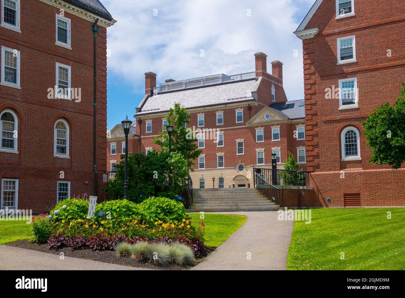 Phillips Hall of Phillips Exeter Academy in historic town center of ... Phillips Hall of Phillips Exeter Academy in historic town center of ...