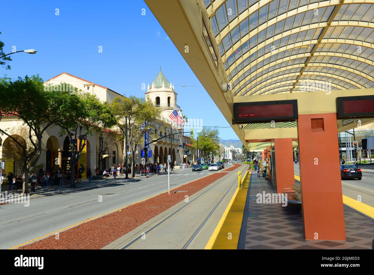 Platform of Convention Center Station for Santa Clara Valley ...
