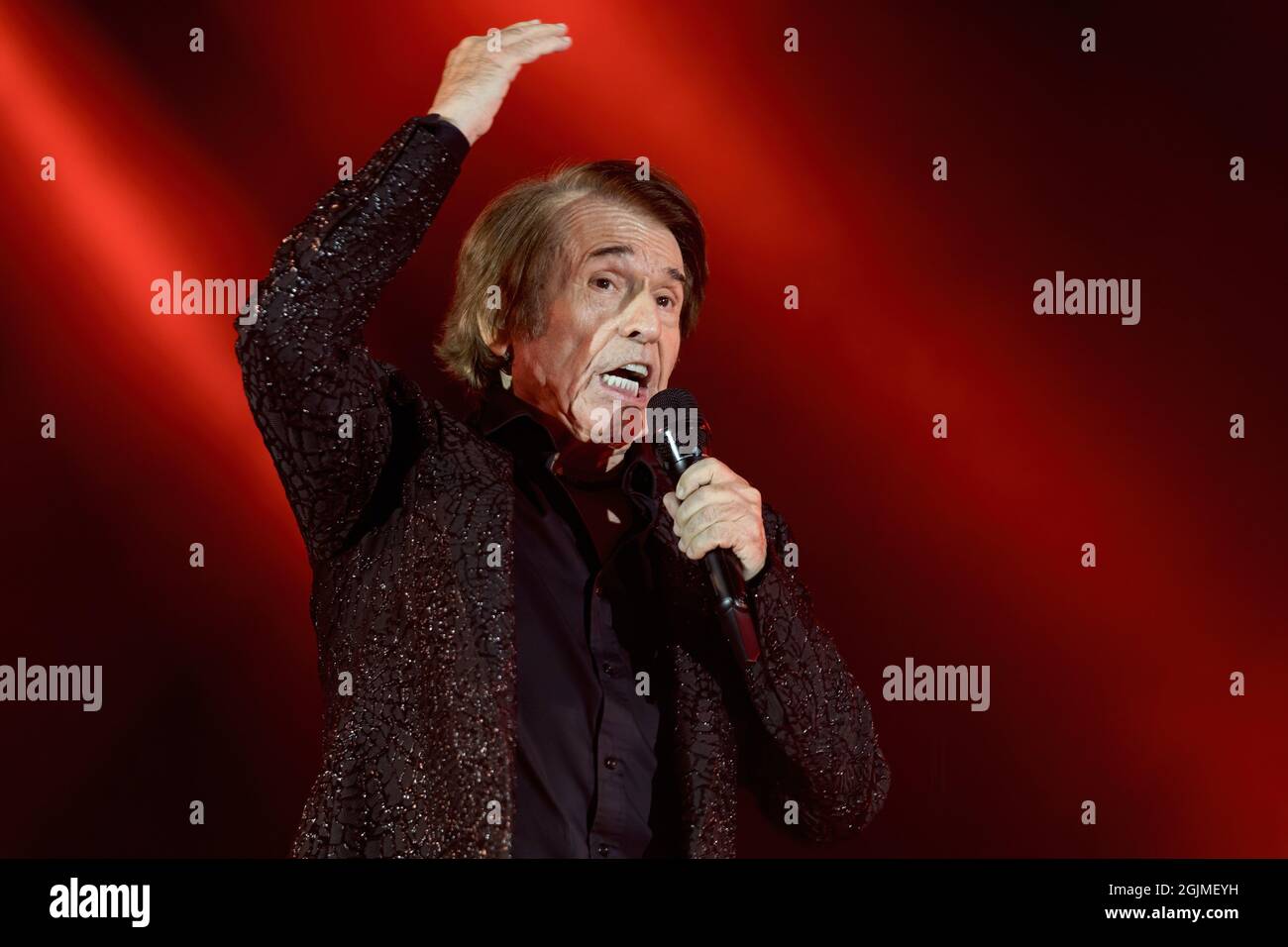 Valencia, Spain. 10th Sep, 2021. The Spanish singer, Raphael performs ...