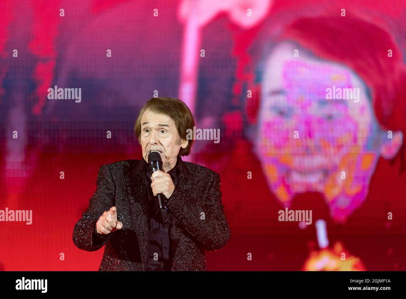 Valencia, Spain. 10th Sep, 2021. The Spanish singer, Raphael performs ...