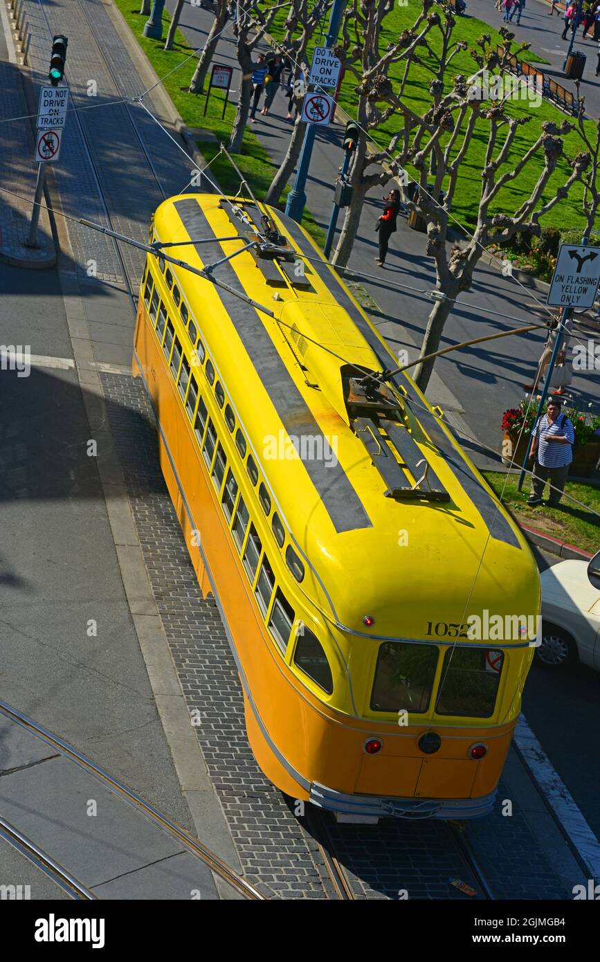 F-line Antique PCC streetcar No.1052 Los Angeles in Fisherman's Wharf ...