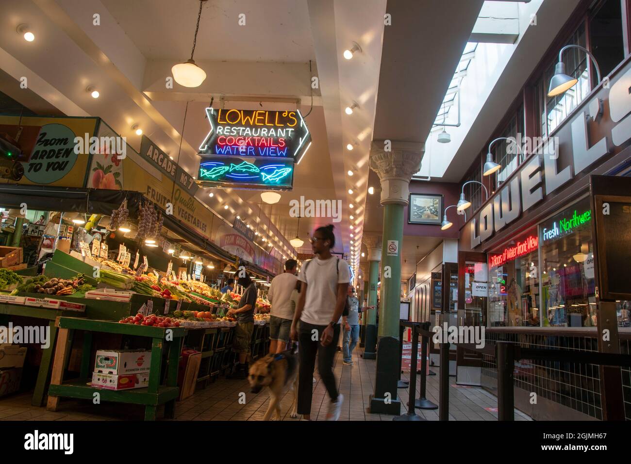 Pikes Place Market is a famous farmers market in downtown Seattle ...
