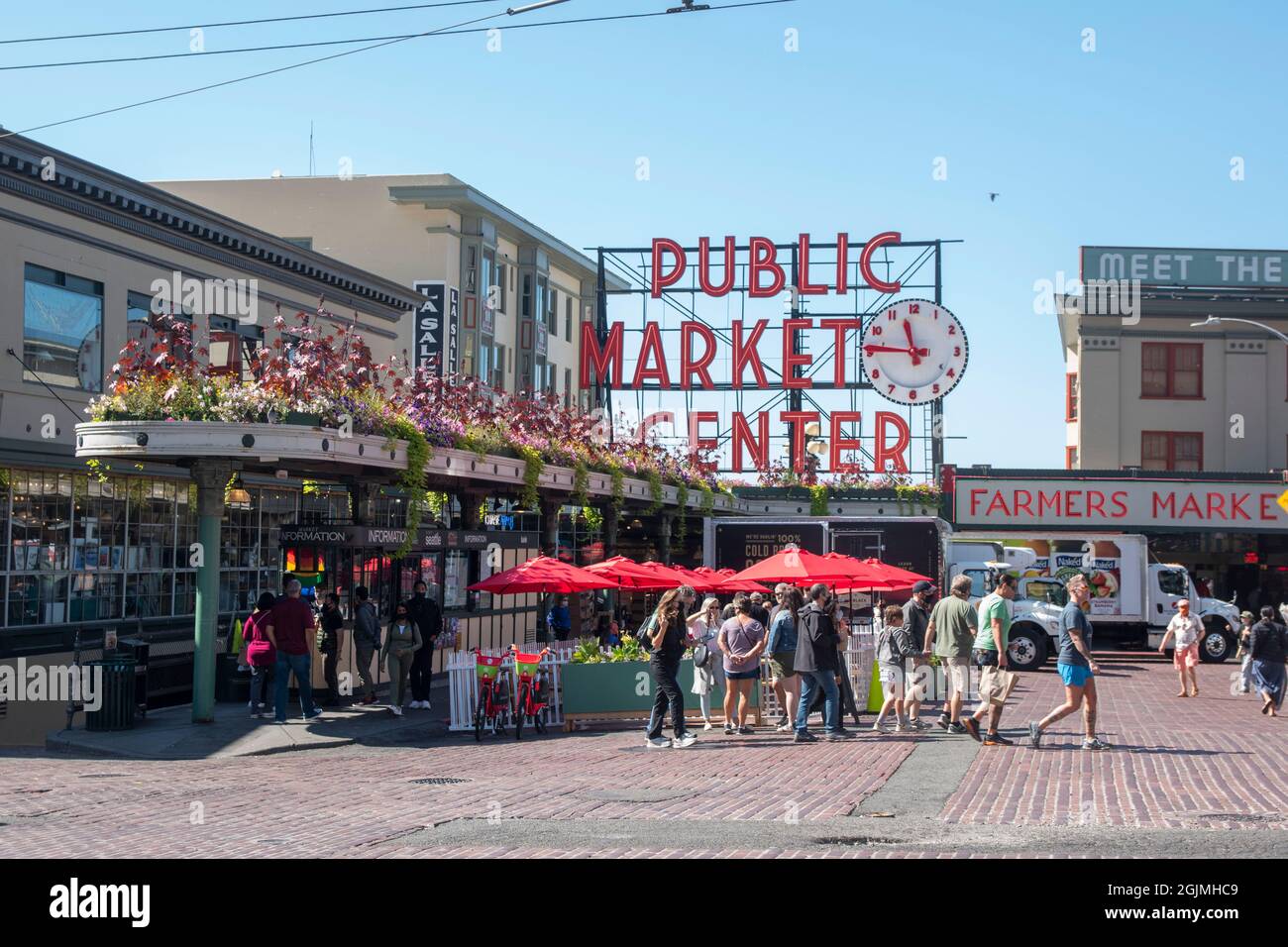 Pikes Place Market is a famous farmers market in downtown Seattle ...