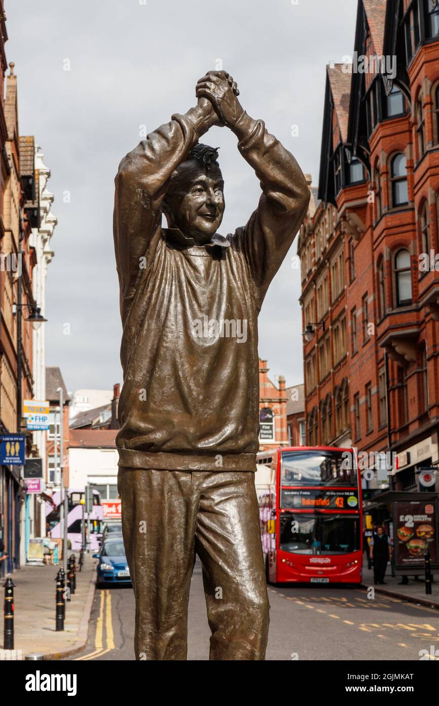 The Brian Clough statue Nottingham Stock Photo - Alamy