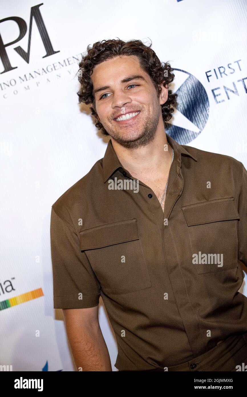 James lastovic hi-res stock photography and images - Alamy