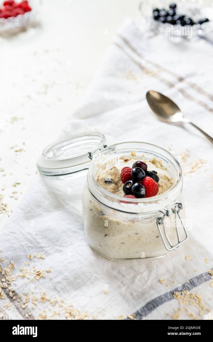 low fat breakfast: overnight oatmeal Stock Photo - Alamy