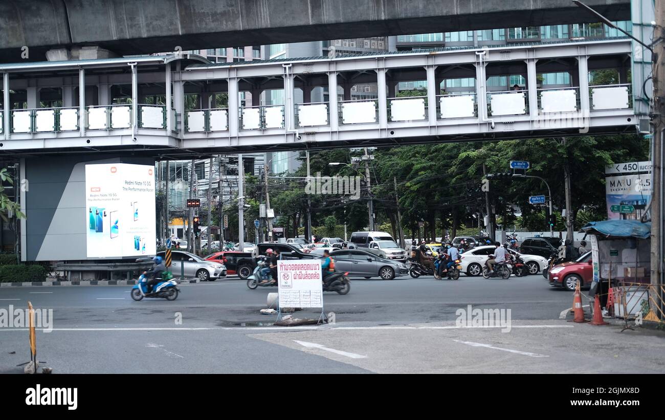 BTS Skytrain Skywalk Sukhumvit Road at Soi Asoke Road Intersection ...