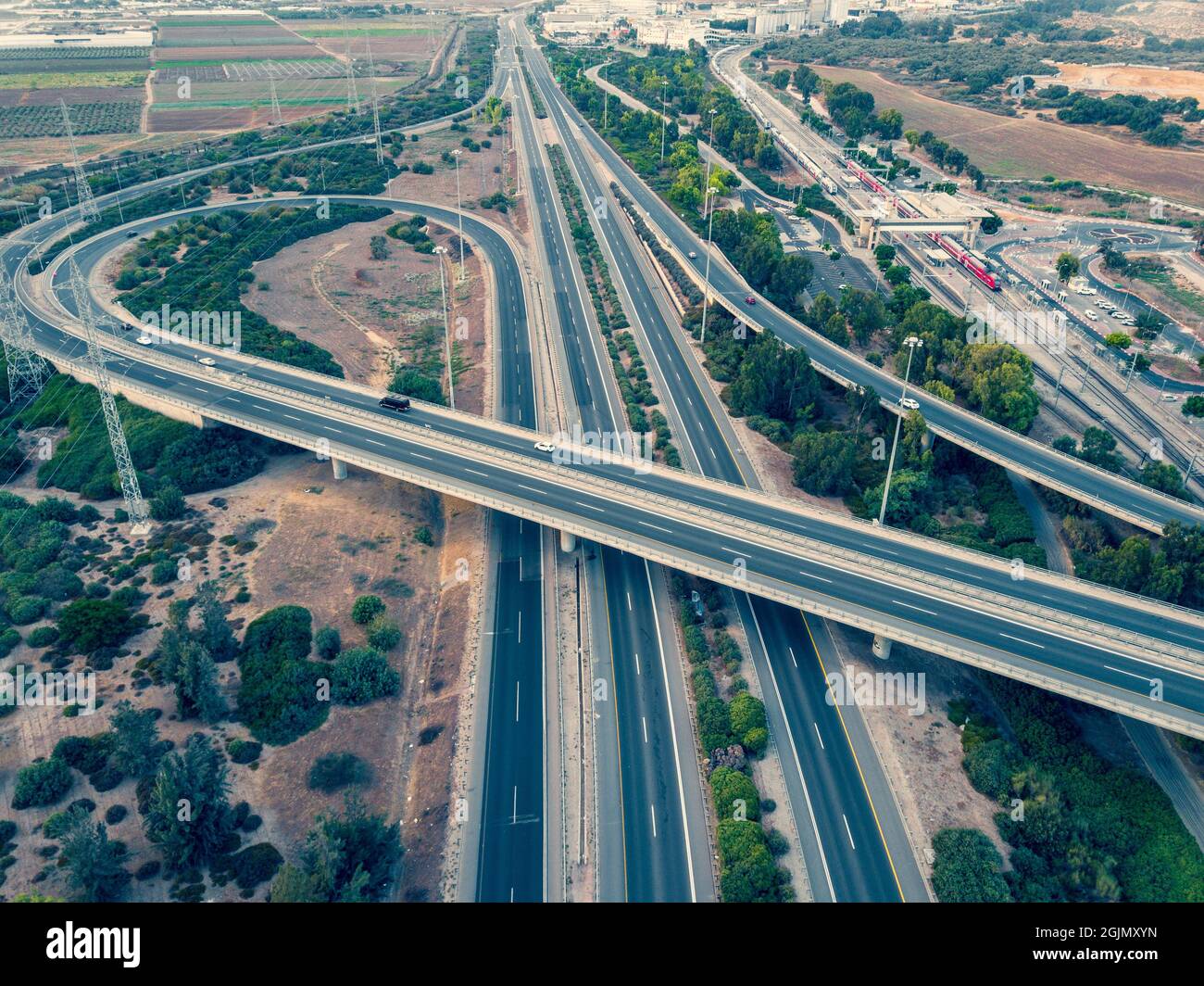 Highway overpass motorway interchange junction hi-res stock photography ...