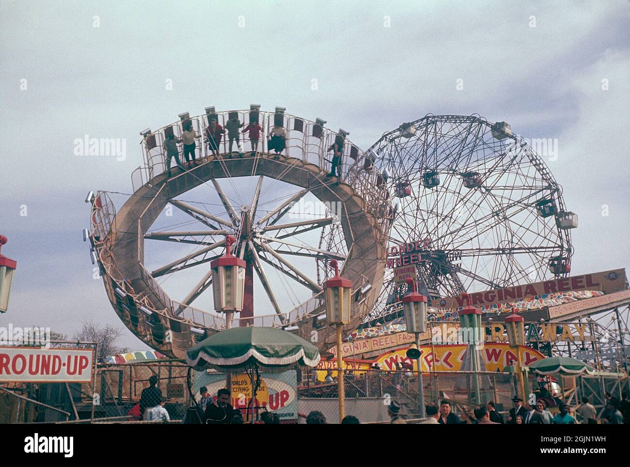 1950s Walt Disney High Resolution Stock Photography and Images - Alamy