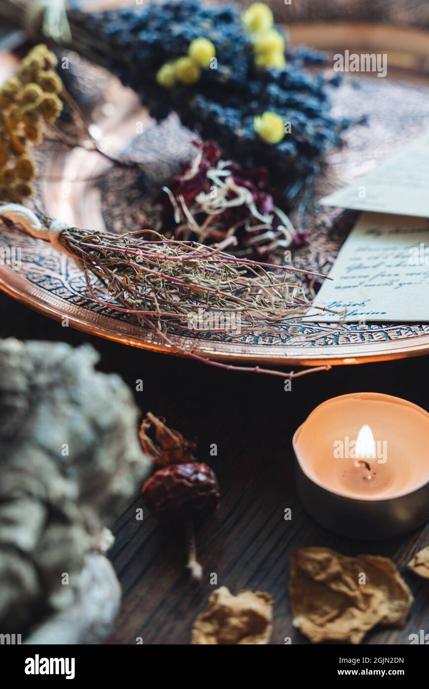 Random objects hi-res stock photography and images - Alamy