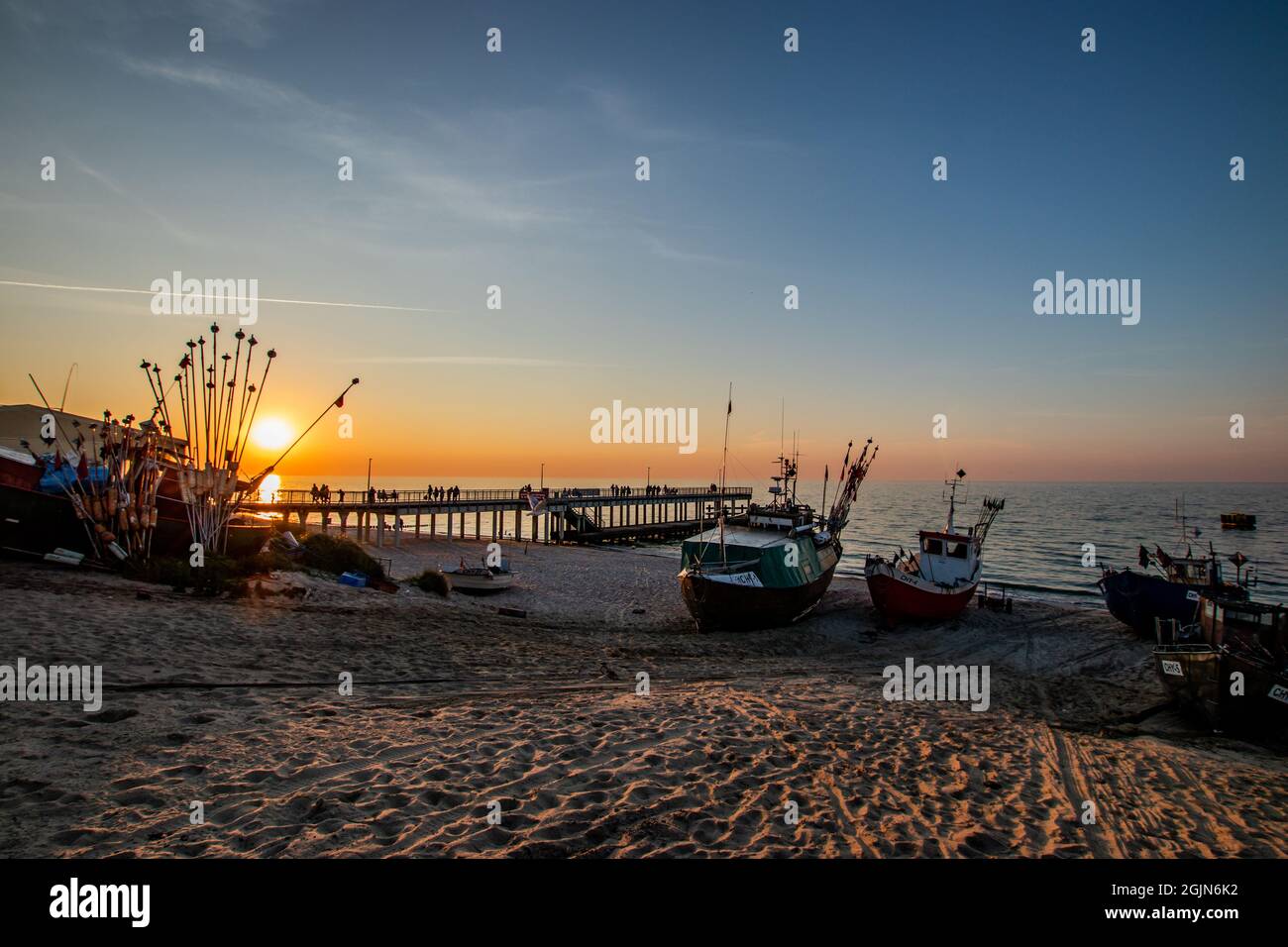 Magic sunset sun low hi-res stock photography and images - Alamy