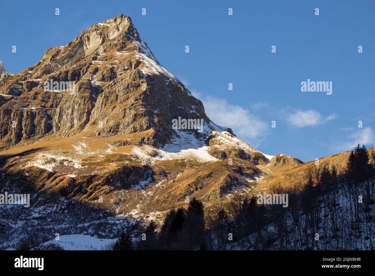 Hiking glarus hi-res stock photography and images - Alamy