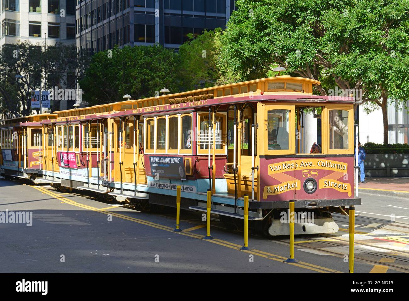 Cablecar terminal hi-res stock photography and images - Alamy