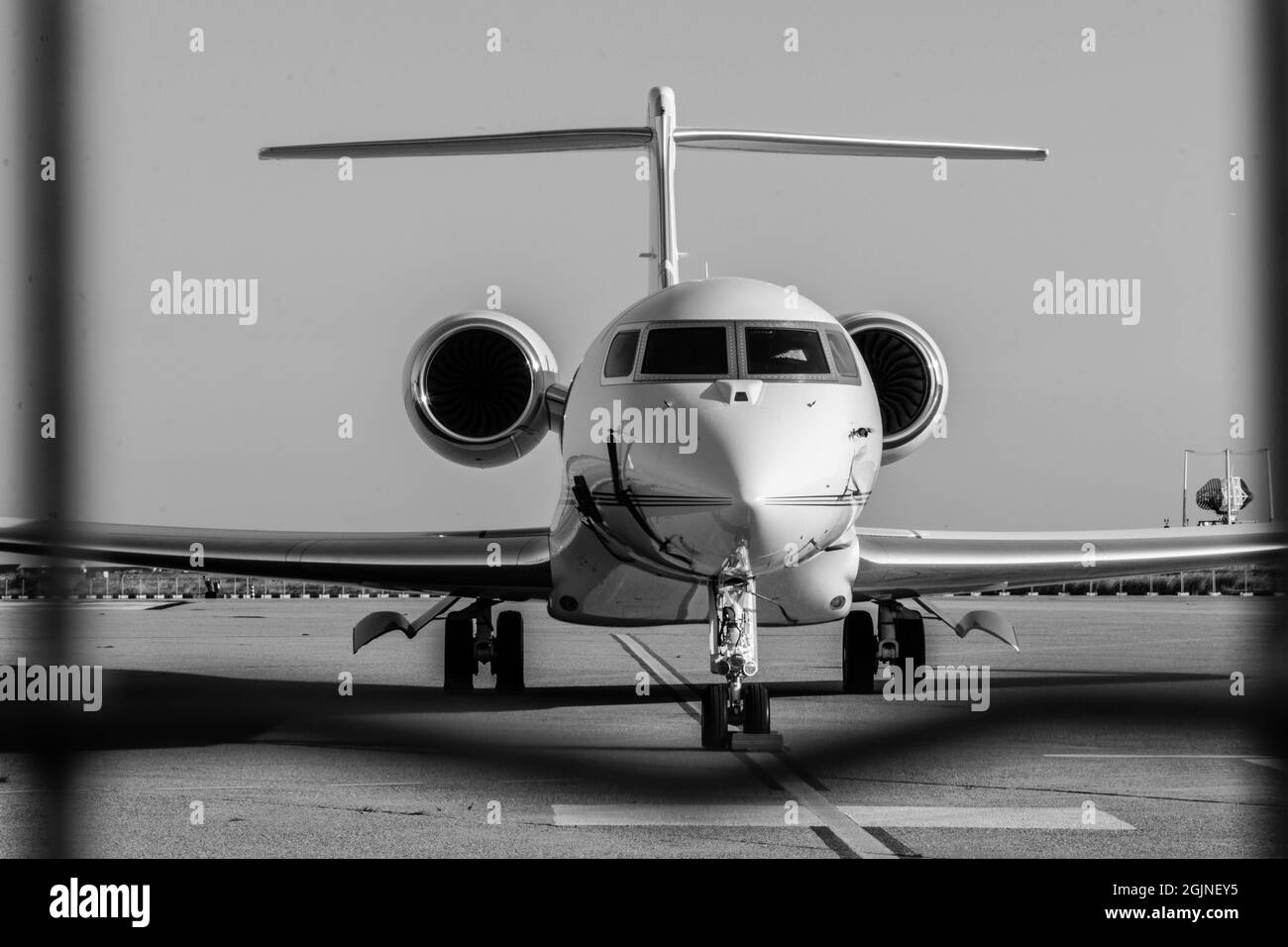 Aircraft wheel Black and White Stock Photos & Images - Alamy