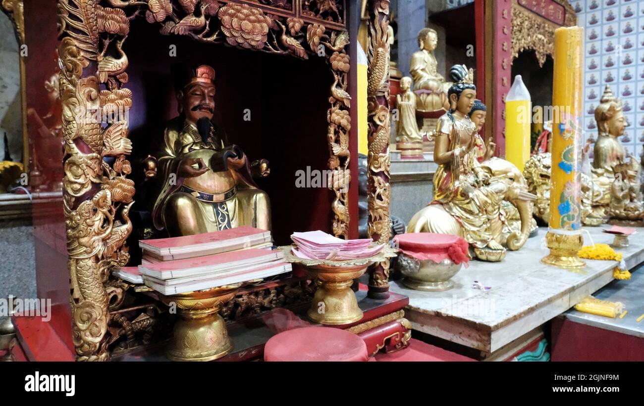 Wat Lokanukroh Chua Tu Te Shrine Chinatown Bangkok Thailand a small ...