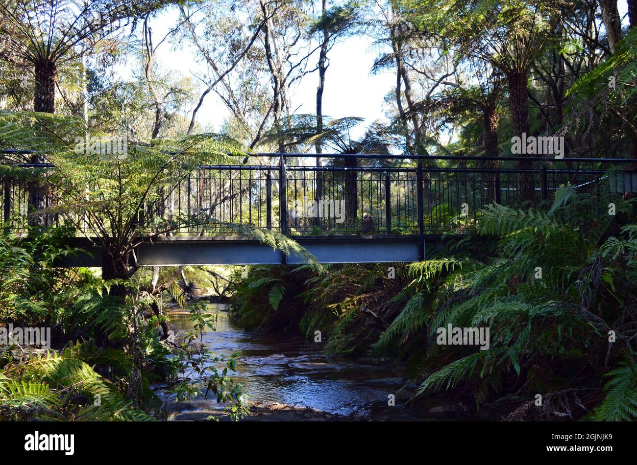 Australian footbridge hi-res stock photography and images - Alamy