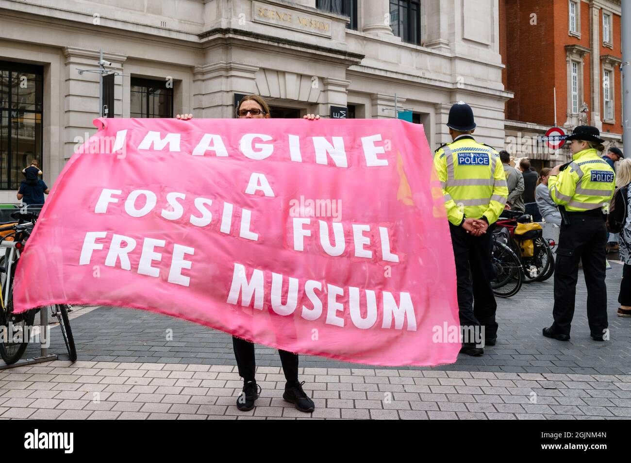 London, UK. 29th Aug, 2021. Extinction Rebellion Scientists outreach ...