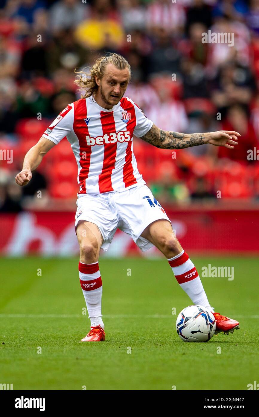 Stoke, UK. 11th Sep, 2021. 11th September 2021; Bet365 Stadium, Stoke ...