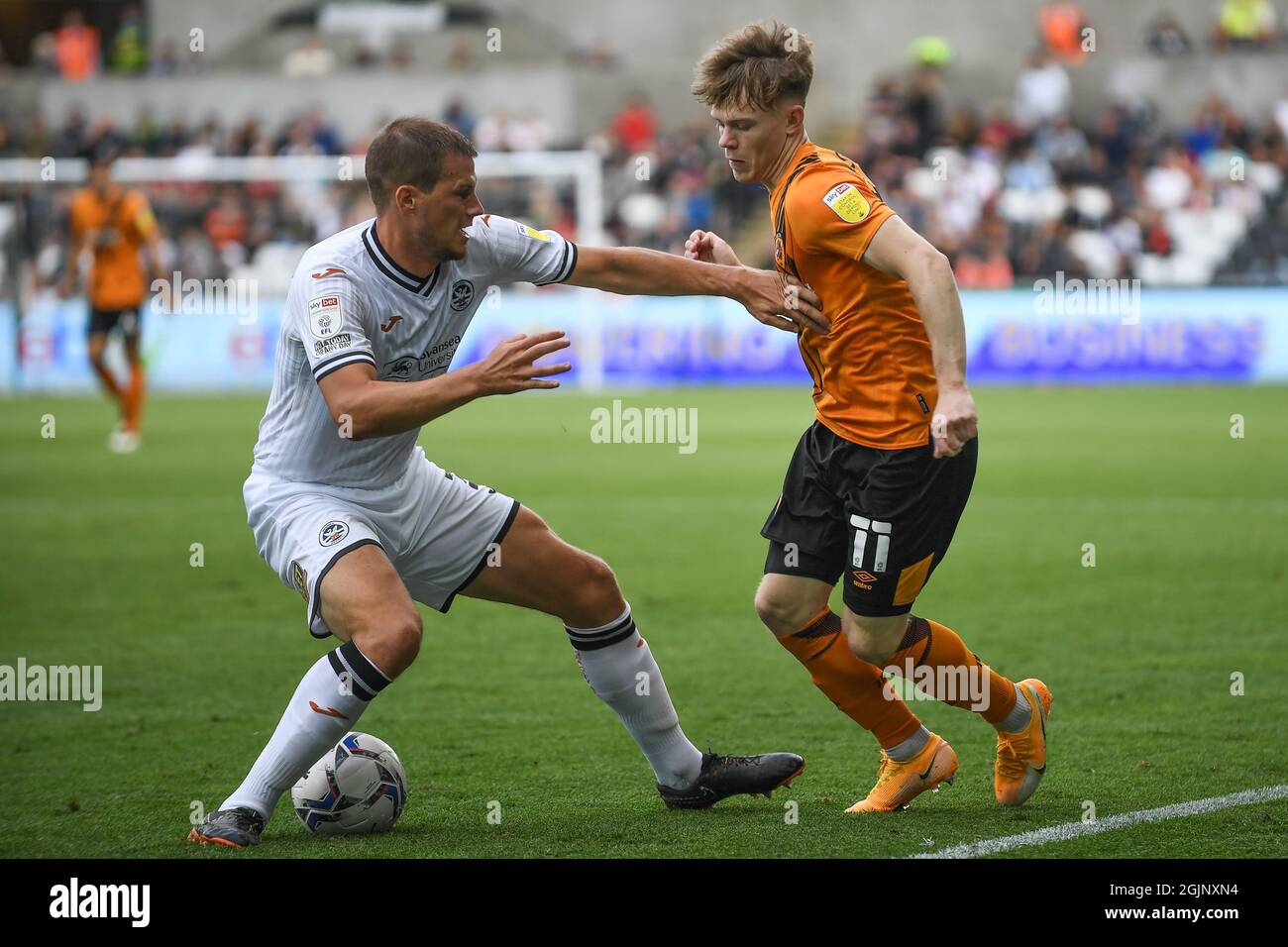 Ryan potter 2021 hi-res stock photography and images - Alamy