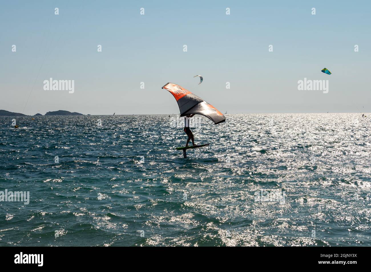 Flyingwing hi-res stock photography and images - Alamy