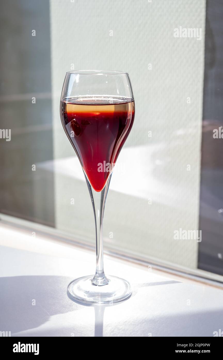 Kir royale champagne cocktail hi-res stock photography and images - Alamy