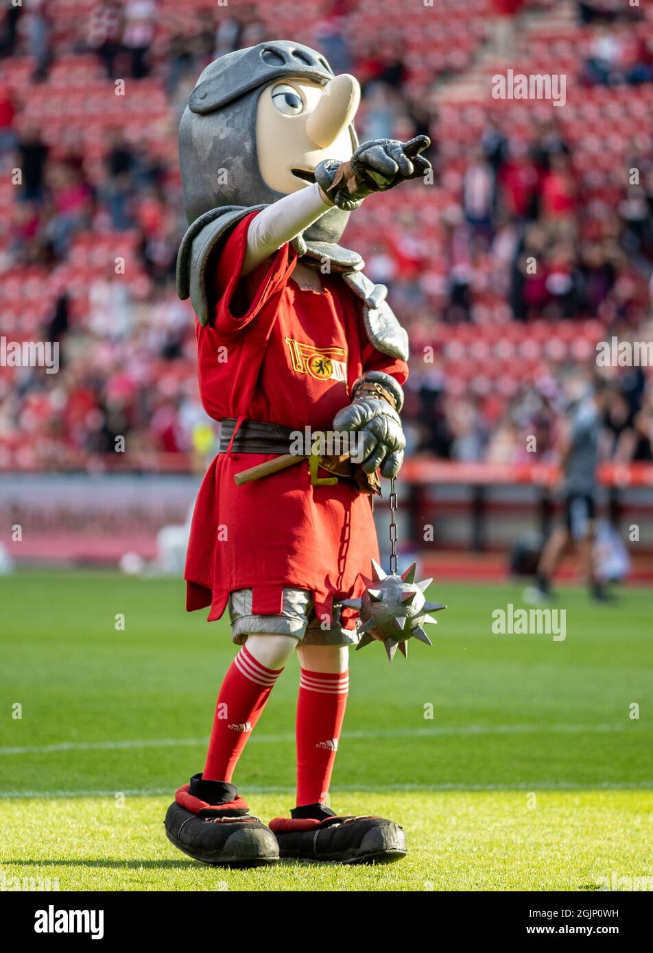 Mascot series hi-res stock photography and images - Alamy