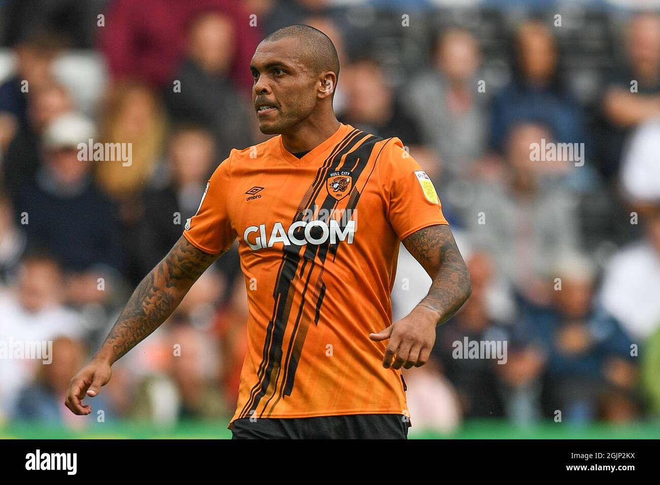 Josh magennis hull hi-res stock photography and images - Alamy