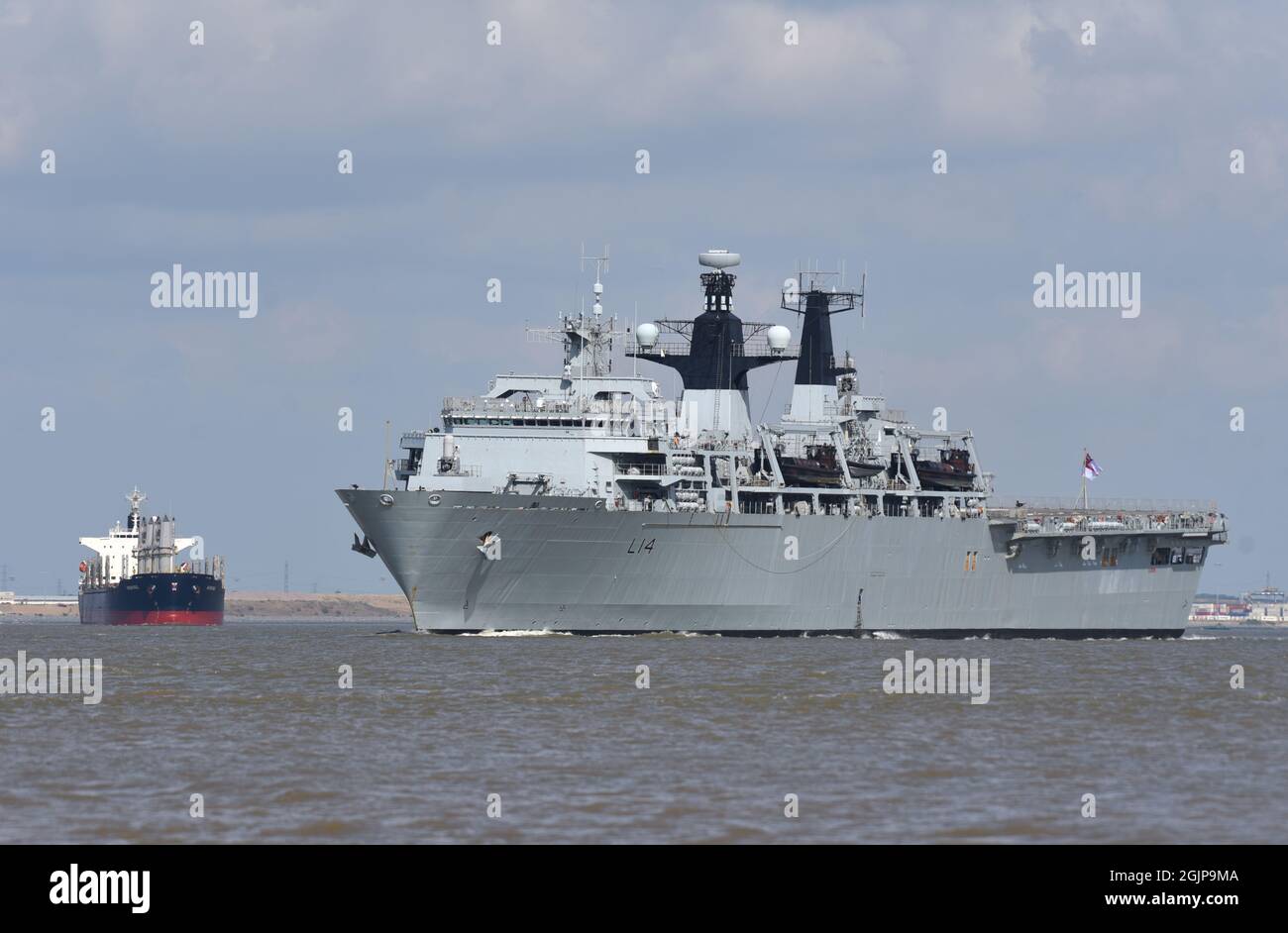 11/09/2021 River Thames Gravesend HMS Albion (L14) is an Albion class ...