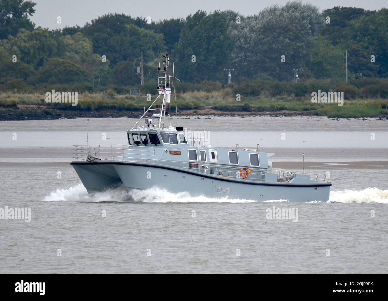 Hms magpie h130 hi-res stock photography and images - Alamy