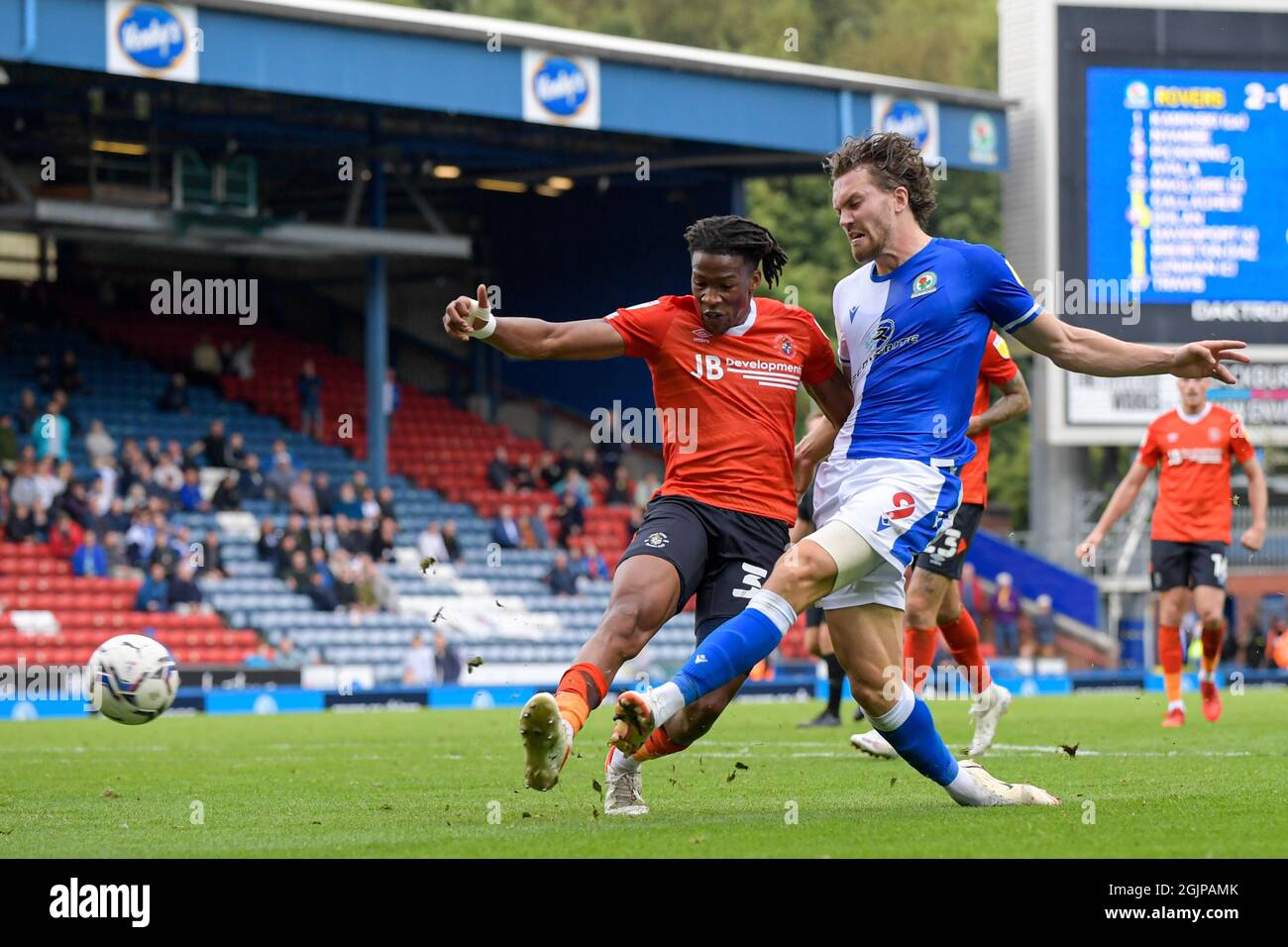 Sam gallagher 2021 hi-res stock photography and images - Alamy