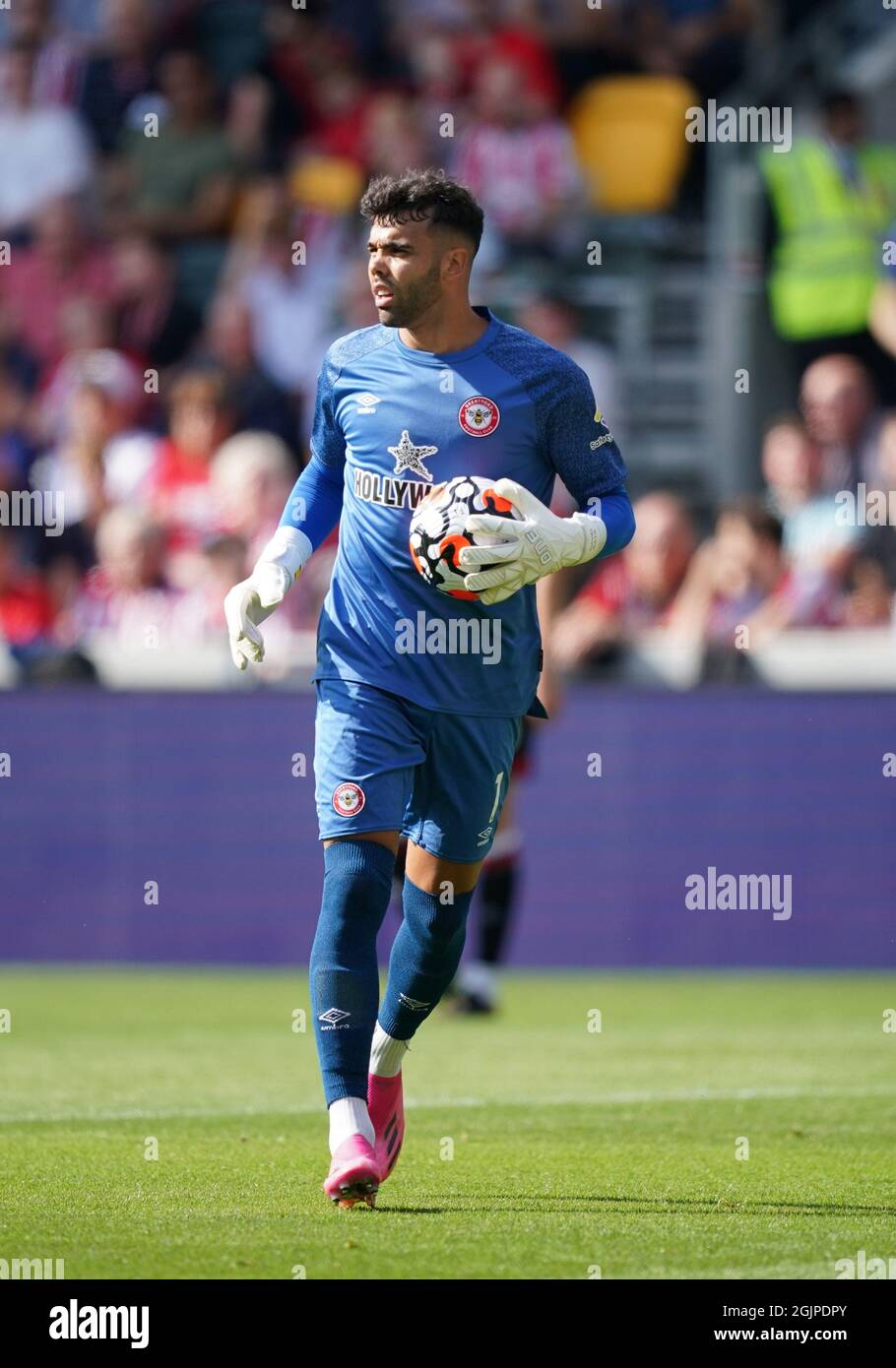 Brentford goalkeeper David Raya Martin during the Premier League match ...