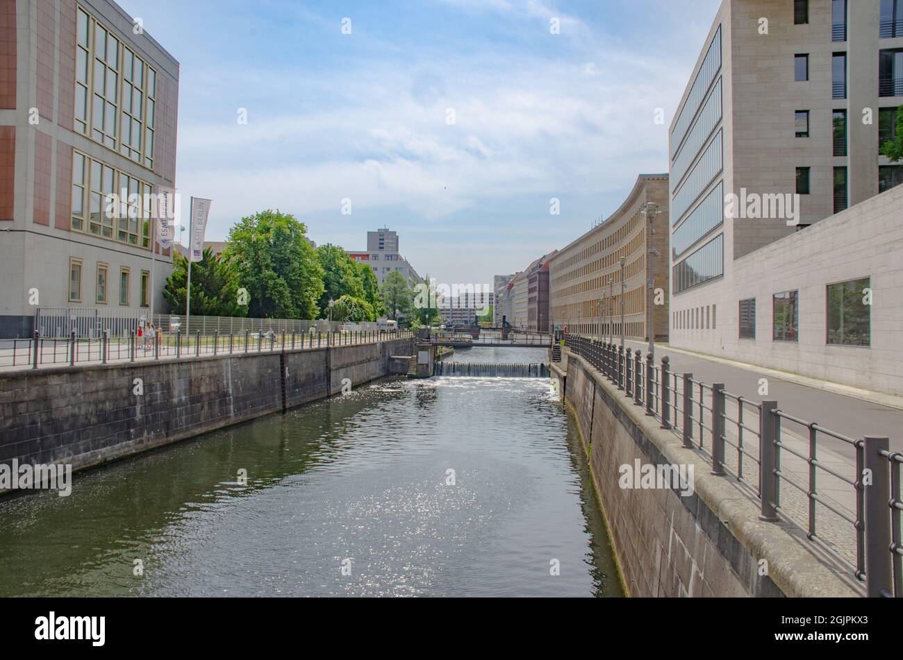 Berlin skyline 2020 hi-res stock photography and images - Alamy