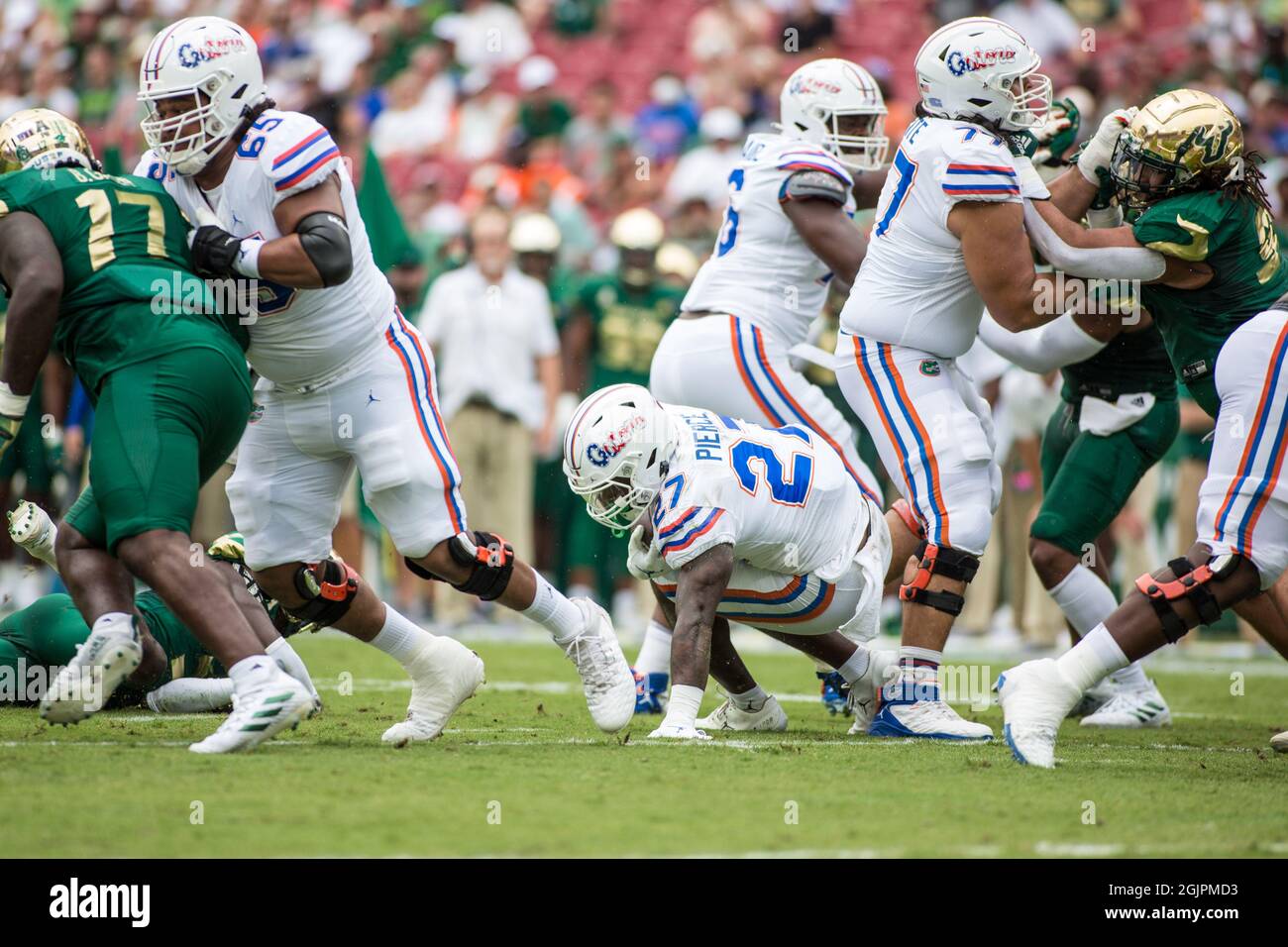 Stays on his back hi-res stock photography and images - Alamy