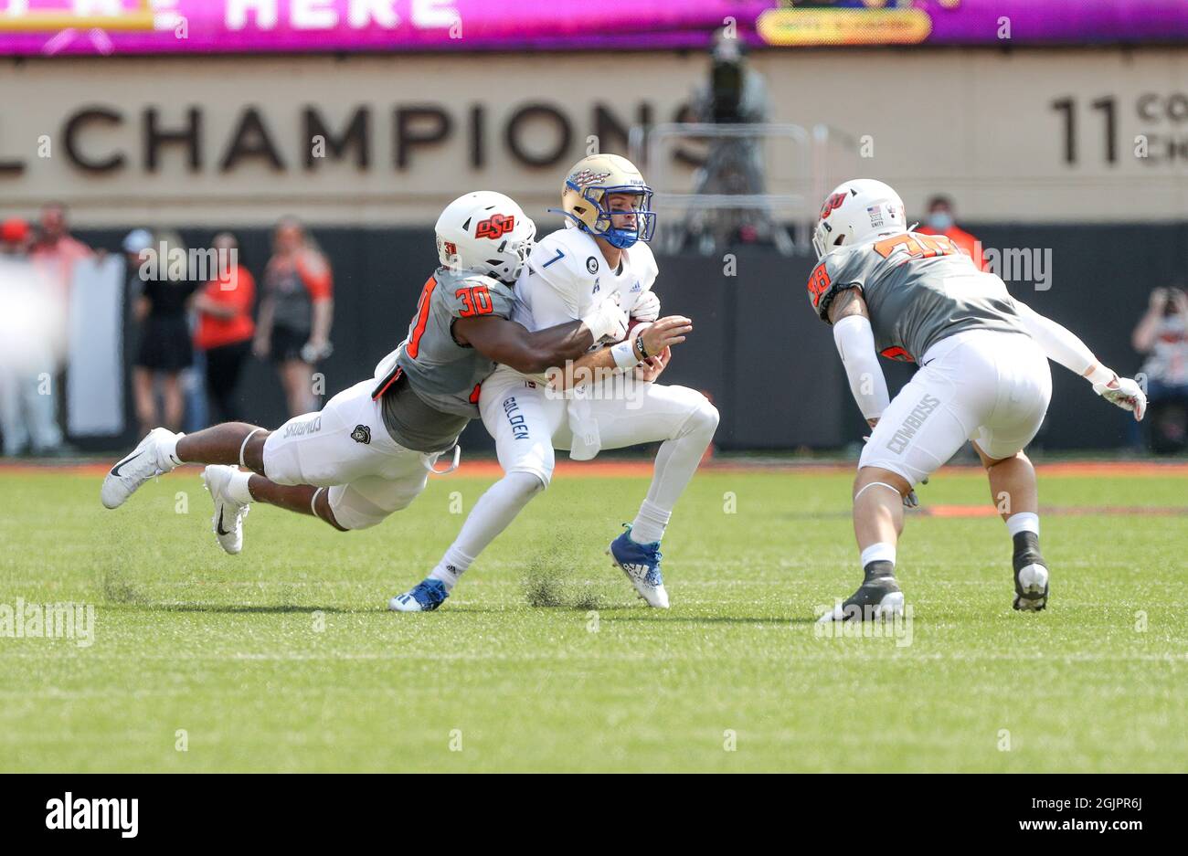 Collin davis hi-res stock photography and images - Alamy