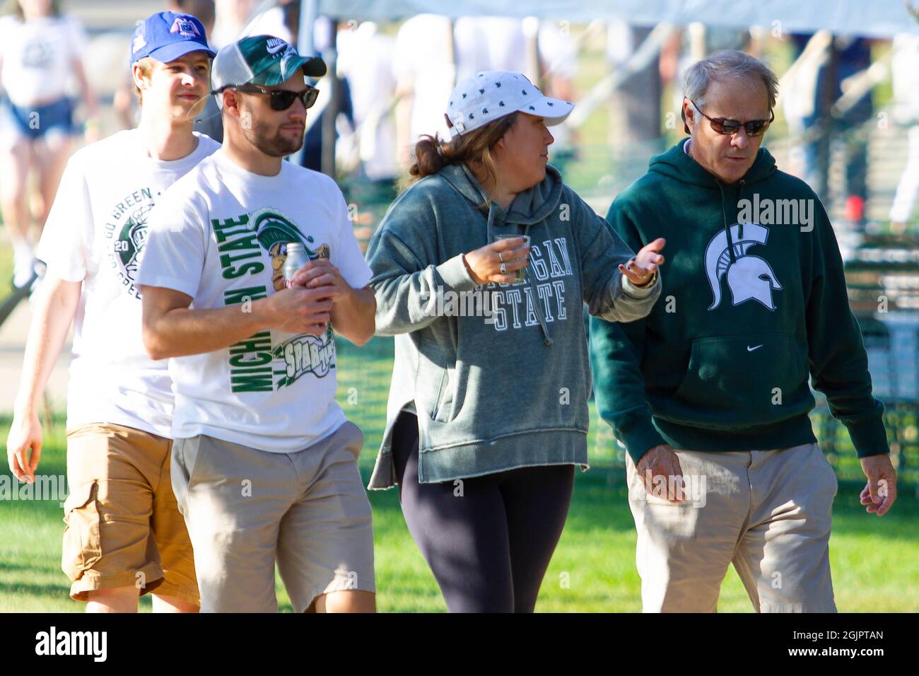 Tailgate stadium hi-res stock photography and images - Alamy