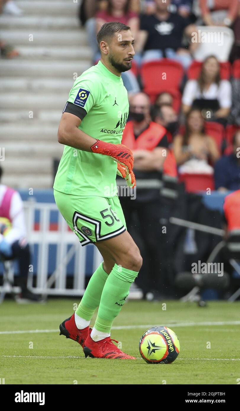 Goalkeeper of PSG Gianluigi Donnarumma during the French championship ...