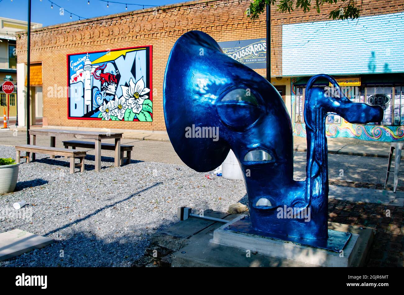 Human universal musical sculpture hi-res stock photography and images ...