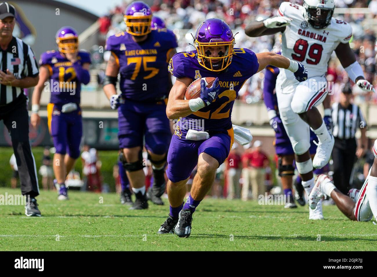 Greenville, NC, USA. 11th Sep, 2021. East Carolina Pirates wide ...