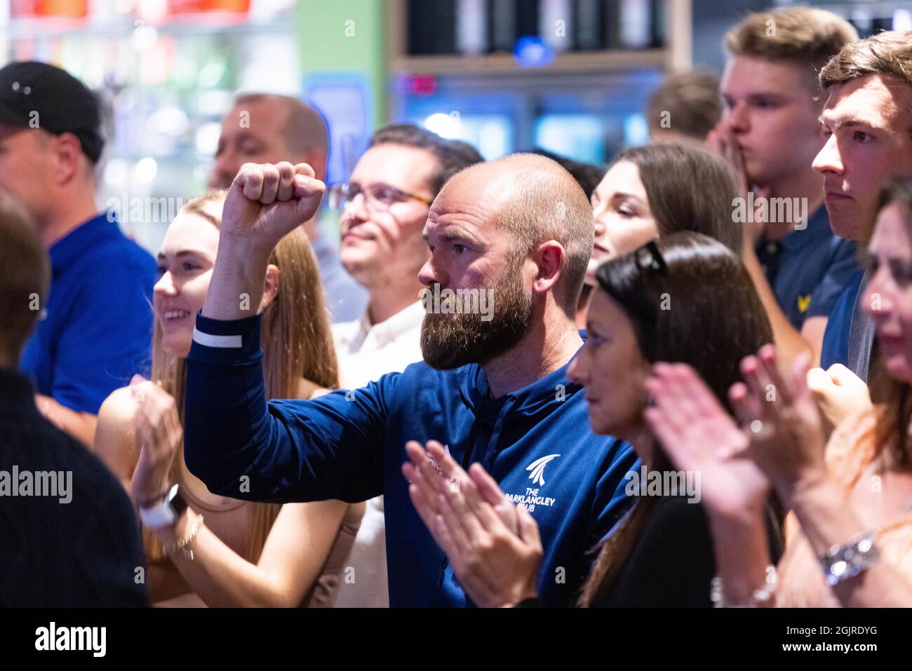 Emma raducanu coach hi-res stock photography and images - Alamy