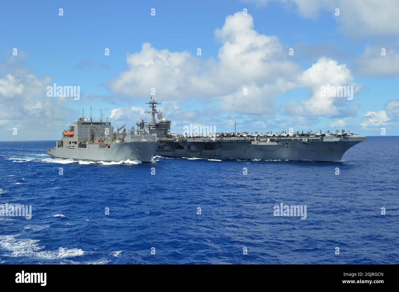 210813-N-EF547-1001 PACIFIC OCEAN (Aug. 13, 2021) Nimitz-class aircraft ...